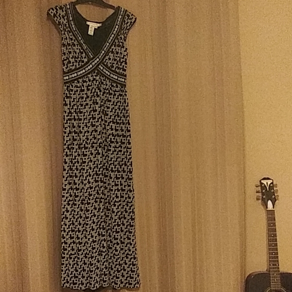 Studio M | Dresses | Studio M Maxi Dress | Poshmark